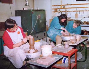 MH-Pottery - Madonna House Apostolate